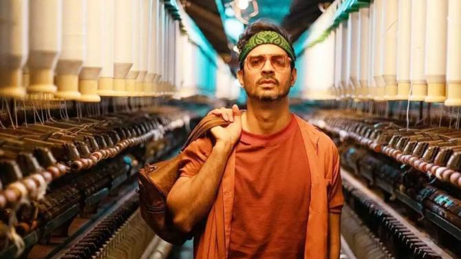 Loop Lapeta Trailer: Tapsee Pannu and Tahir Raj Bhasin get stuck in the ...