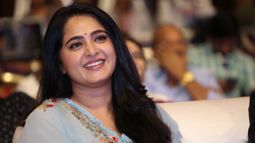 Prithviraj Sukumaran`s Finest: Top 5 Roles That Left a Mark