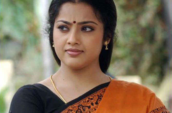 Happy Birthday Meena: Top 5 Quiz on Her Iconic Movies